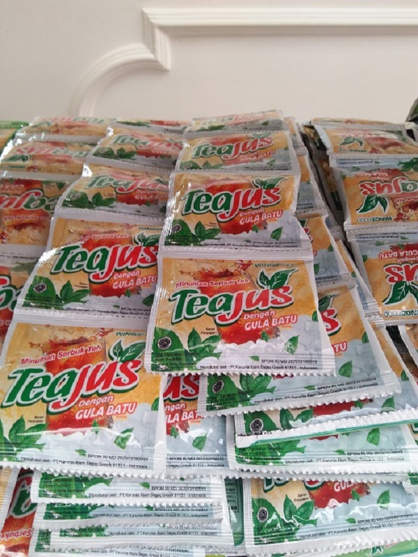 TEA JUS Gula Batu Minuman Teh Serbuk Instan 10pcs x 8gr Tea Jus Gula ...