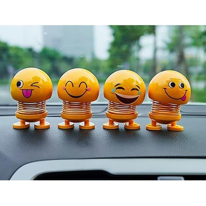 Stofer Pajangan Dashboard Mobil Smile Goyang - Emoticon Smile Gerak ...