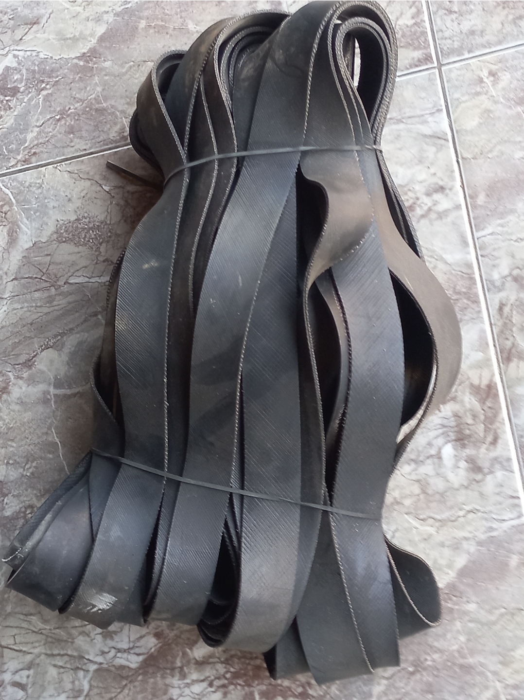 Karet Tali Ban Luar Mobil Harga Per Ikat Panjang +/- 17 Meter | Lazada ...