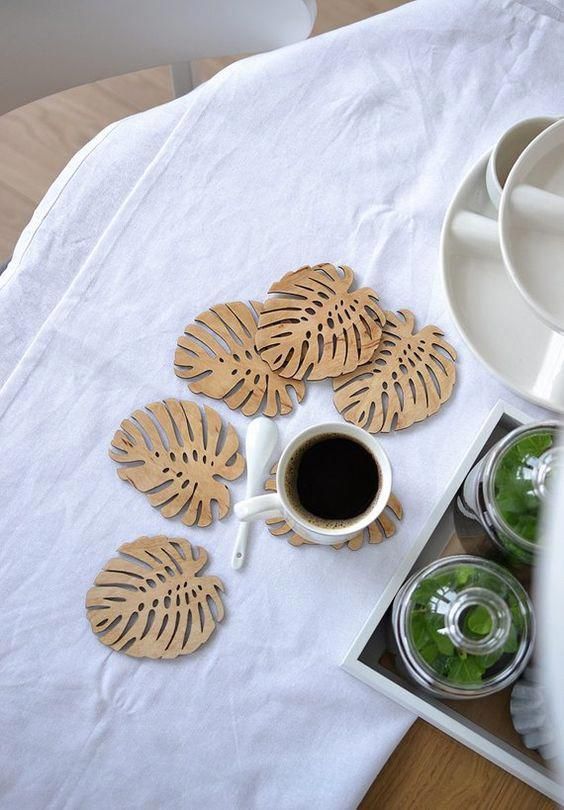 Coaster Kayu / Dekorasi Monstera / Coaster Kayu Monstera / Dekorasi ...