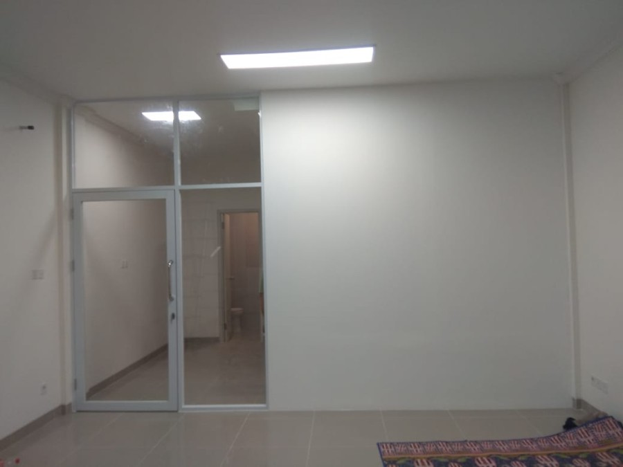 Partisi Kaca dan Gypsum Ruko Ukuran 465 x 300 cm | Lazada Indonesia