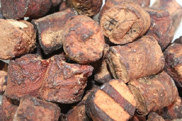 Gambir Padat Besar Gede Kinang Nyirih. | Lazada Indonesia