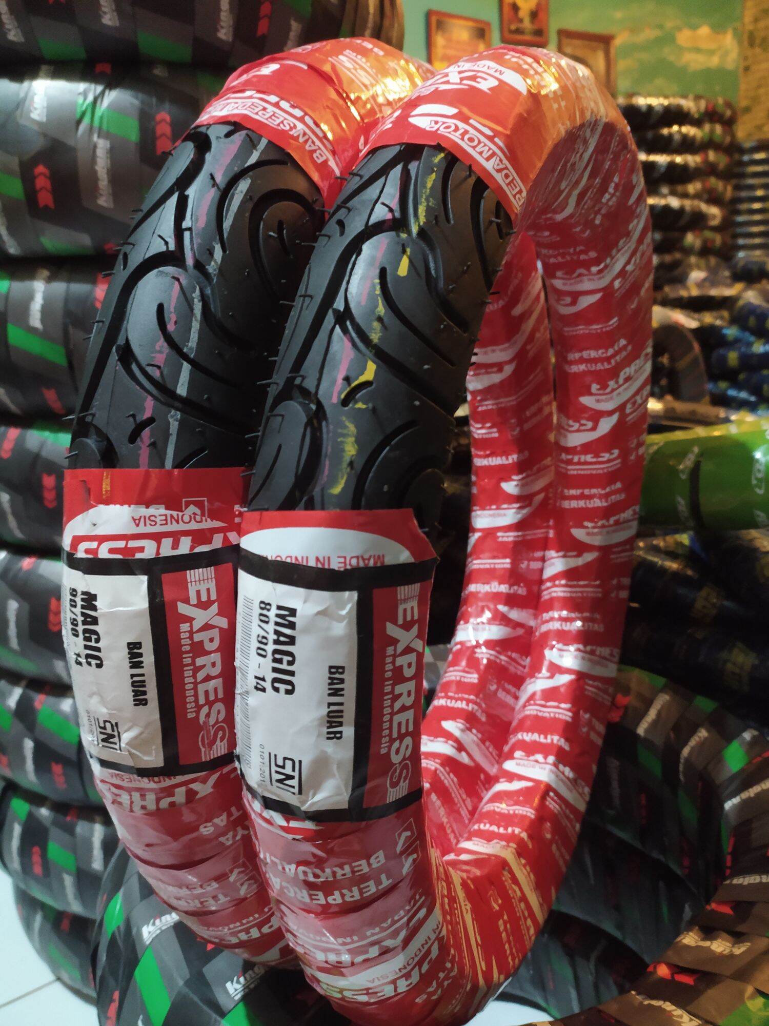 BAN LUAR MOTOR EXPRESS UKURAN 80/90-14 SMART NON TUBELESS | Lazada ...