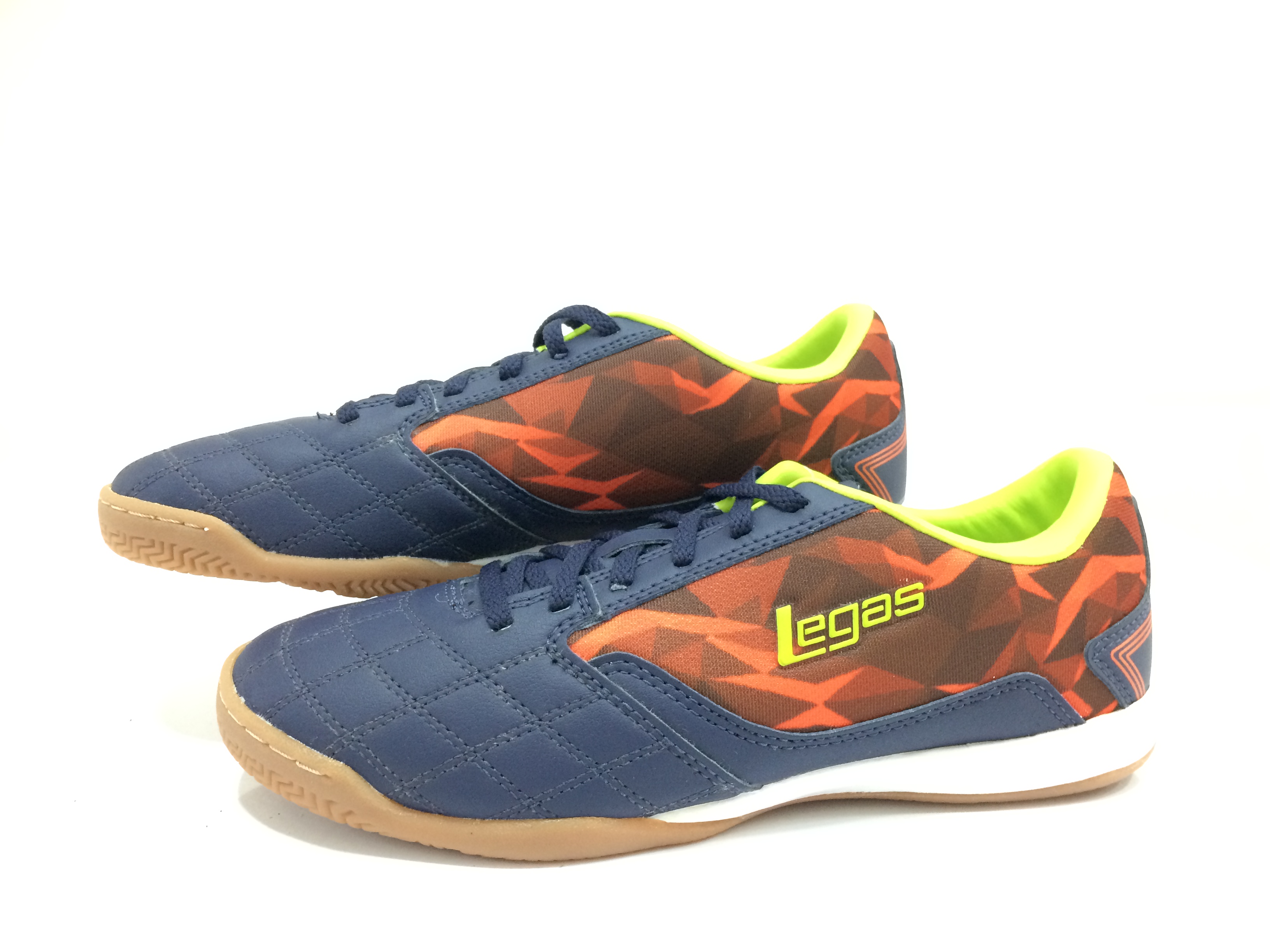 Sepatu Futsal Legas Tyra LA | Lazada Indonesia