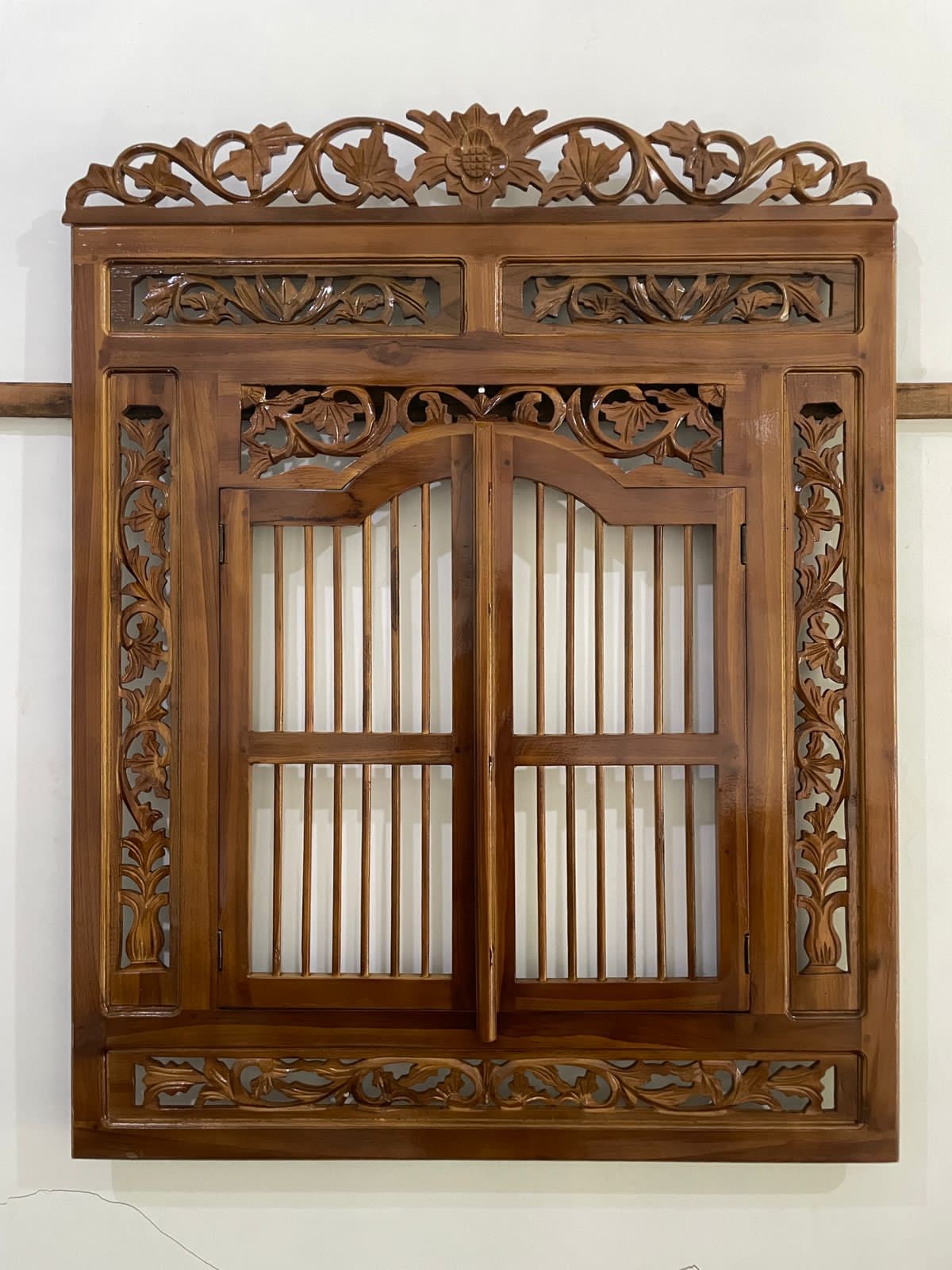 jendela Krepyak jati ukir dinding 100x80 | Lazada Indonesia