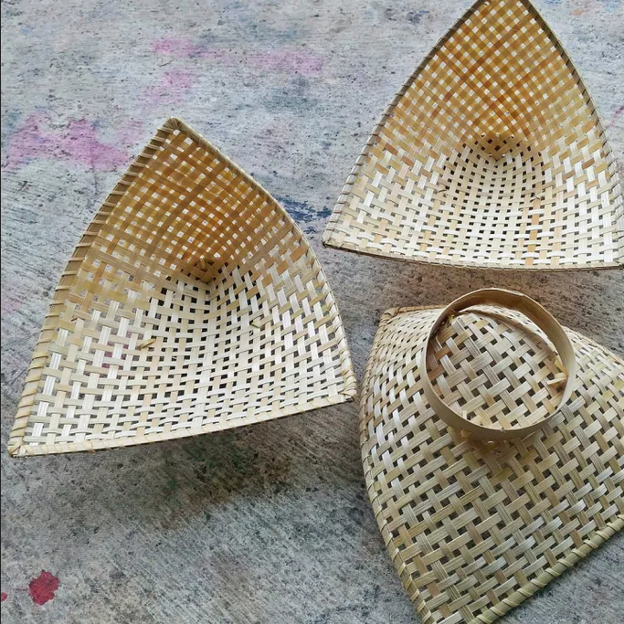 TERMURAH!!! PIRING BAMBU MOTIF PINCUK / ALAS MAKAN ANYAMAN/ PIRING ...