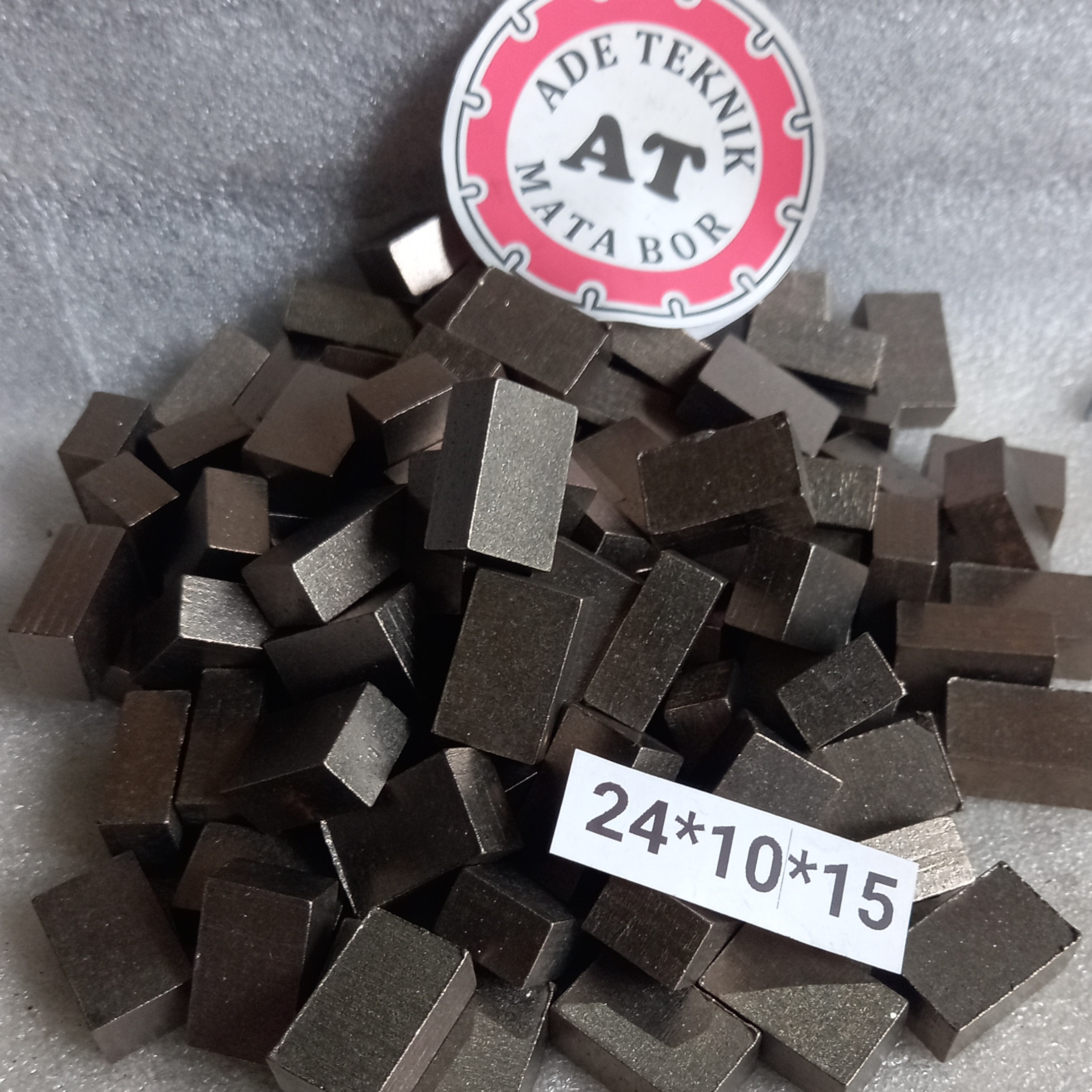 Diamond Segment Sandstone 10 mm.mata bor coring ..Segment mata bor ...