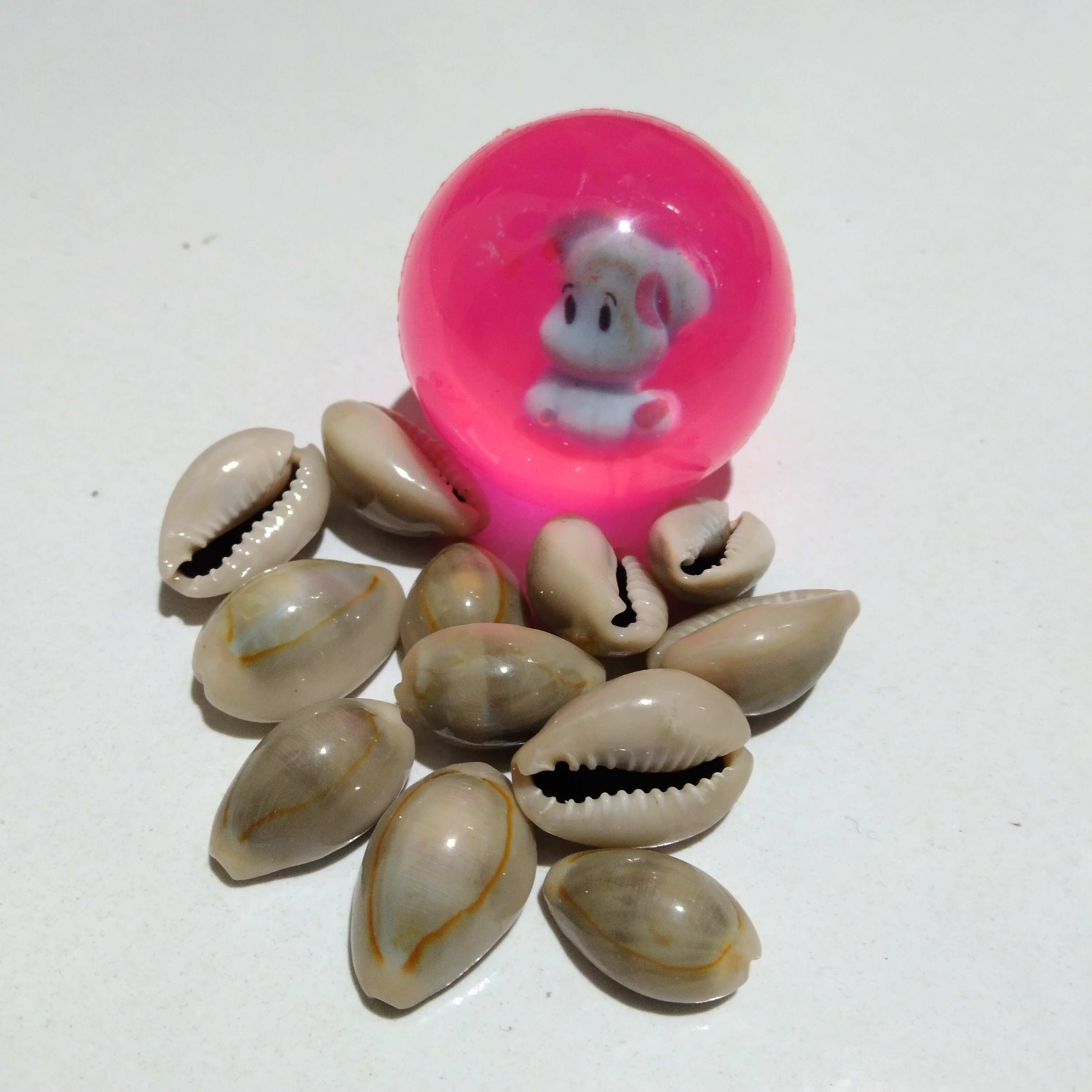 Mainan bola bekel besar dilengkapi 12 biji kerang MAINAN ANAK PERMAINAN ...