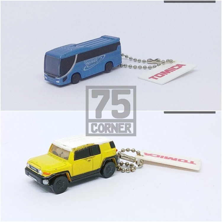 75 CORNER Tomica Gantungan Kunci Hino Selega Toyota FJ Cruiser Keychain ...