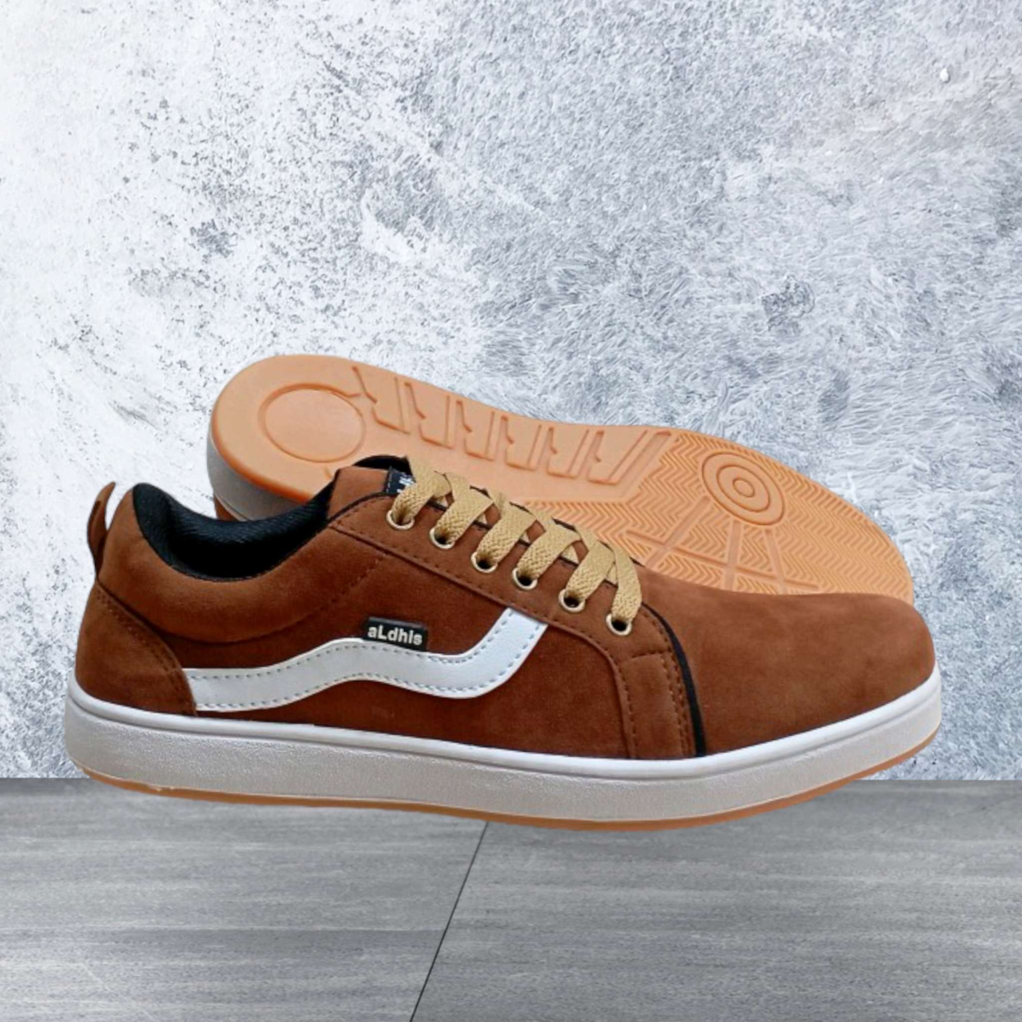 Sepatu Kets Pria Coklat CCG 01 Sneakers Casual Kekinian Laki Laki ...
