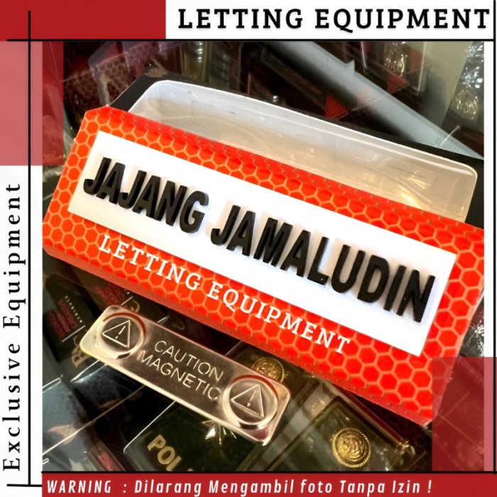 Papan Nama - Name Tag dada Huruf timbul dasar putih Perlengkapan PNS ...