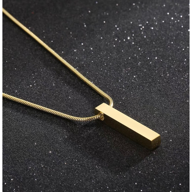 KALUNG TITANIUM PRIA MODEL BULAT LIONTIN BALOK PERSEGI TERLARIS ANTI ...
