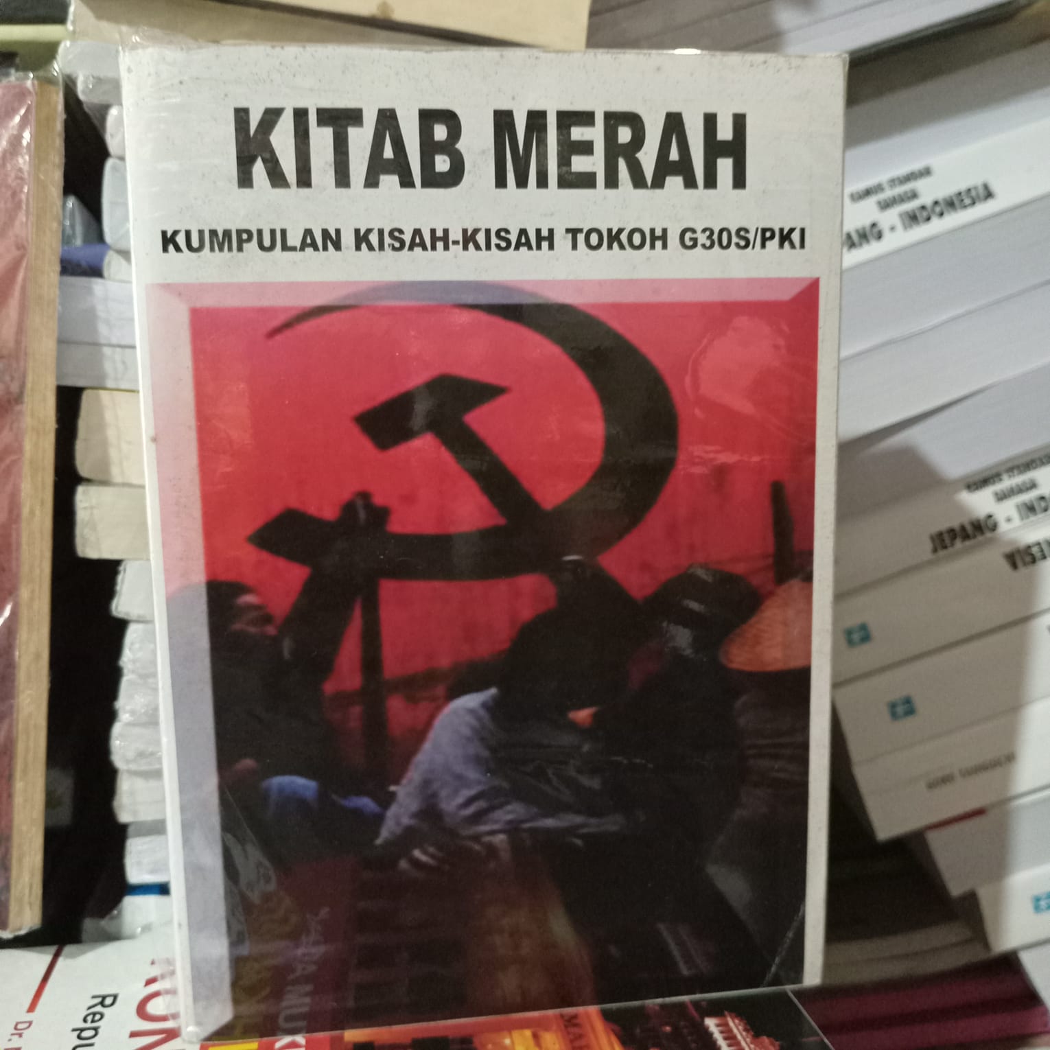 KITAB MERAH "KUMPULAN KISAH-KISAH TOKO G30S/PKI" | Lazada Indonesia