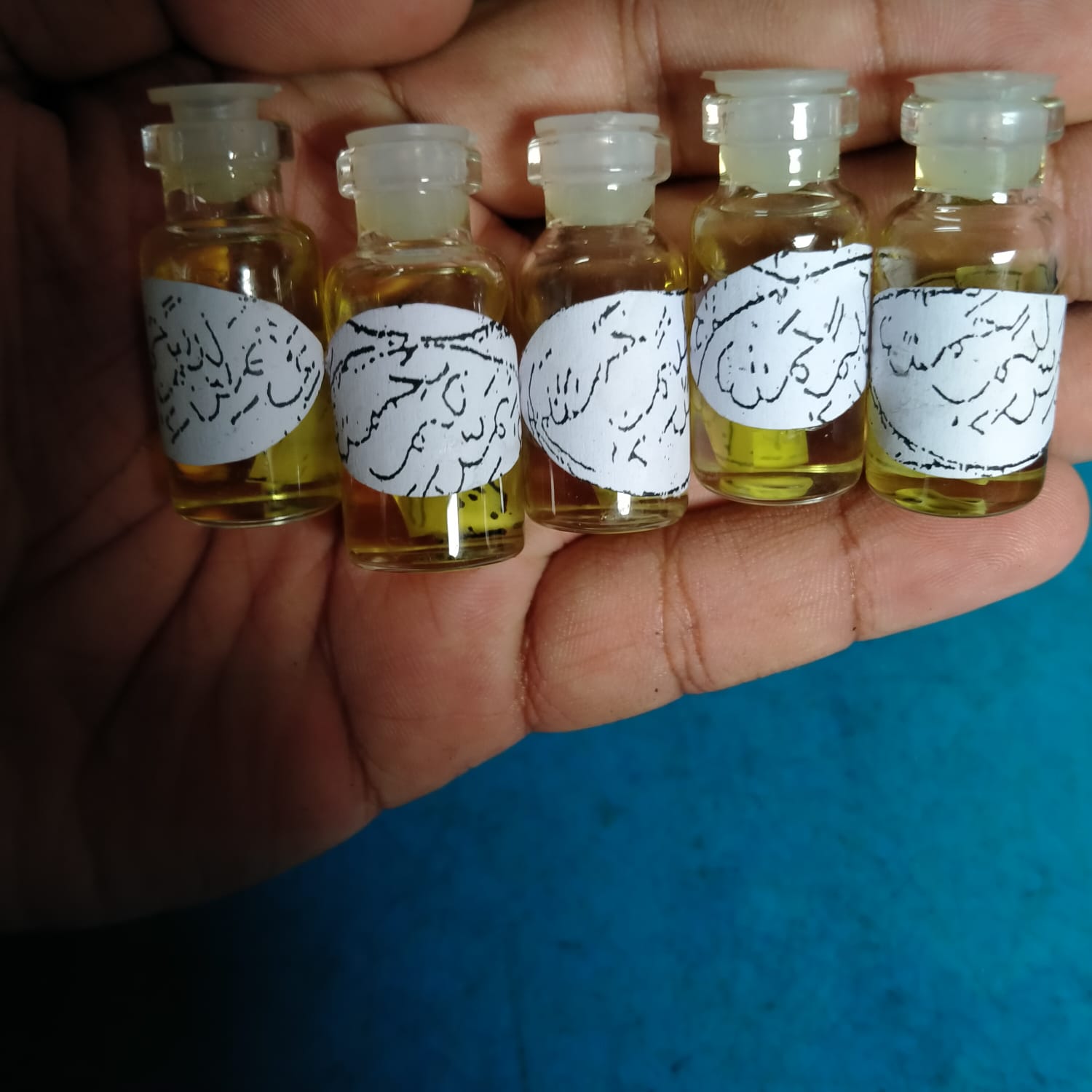 Parfum minyak rajah warna kuning | Lazada Indonesia