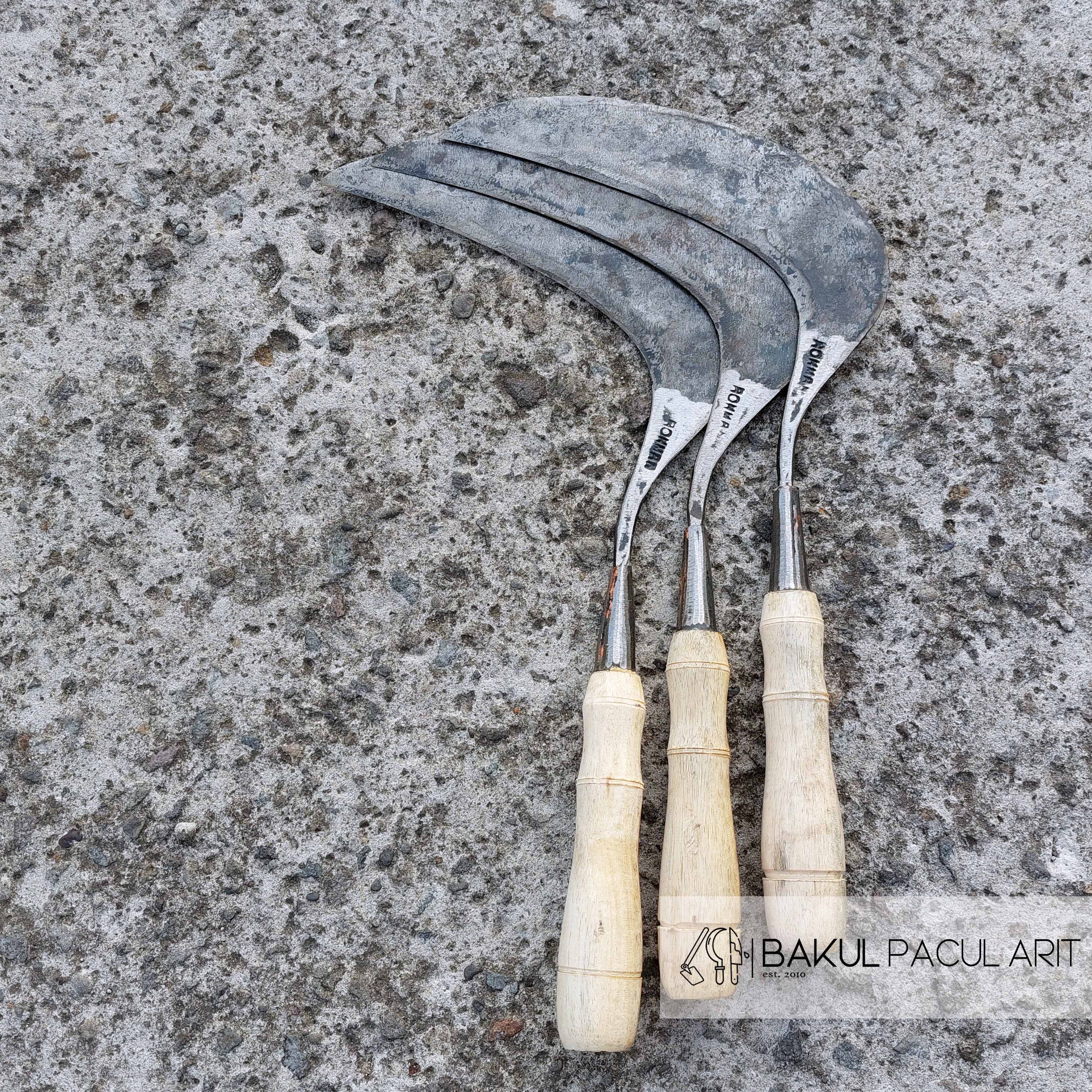 Arit Rumput PADI Cap ROHMAN Tipis Bahan Isen Roda G1L4 | Sabit Ngaritan ...