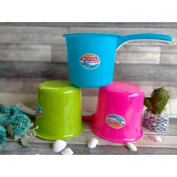 Gayung Air / Gayung Mandi Gagang / Gayung Plastik Serok Air Cedok Air ...