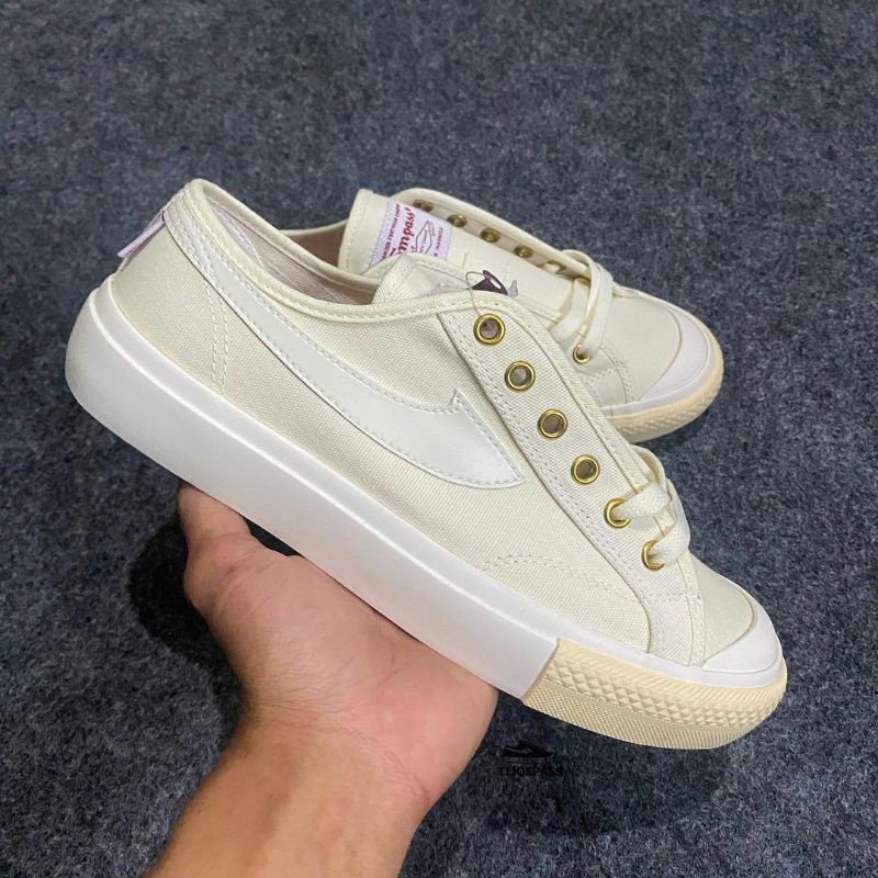 Premium sepatu Sepatu Compass Gazelle Low Black White / sepatu compas ...