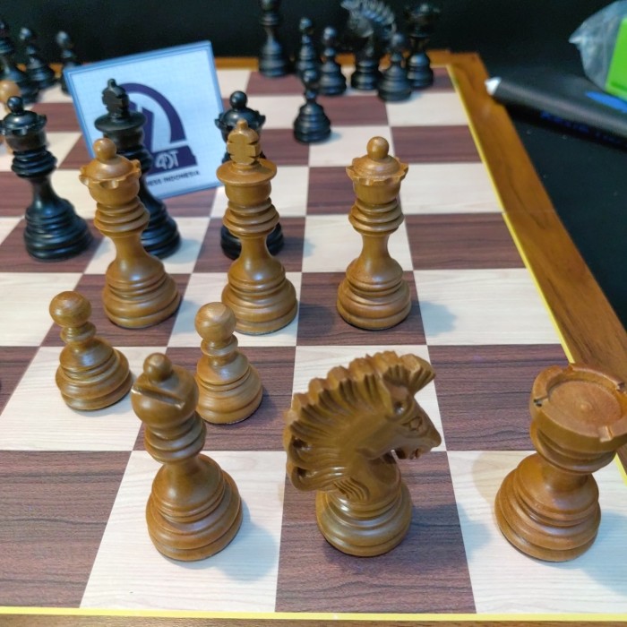 Papan Catur Premium Set Kayu Sawo Kuda Jabrig Knight Chess Board Halus ...