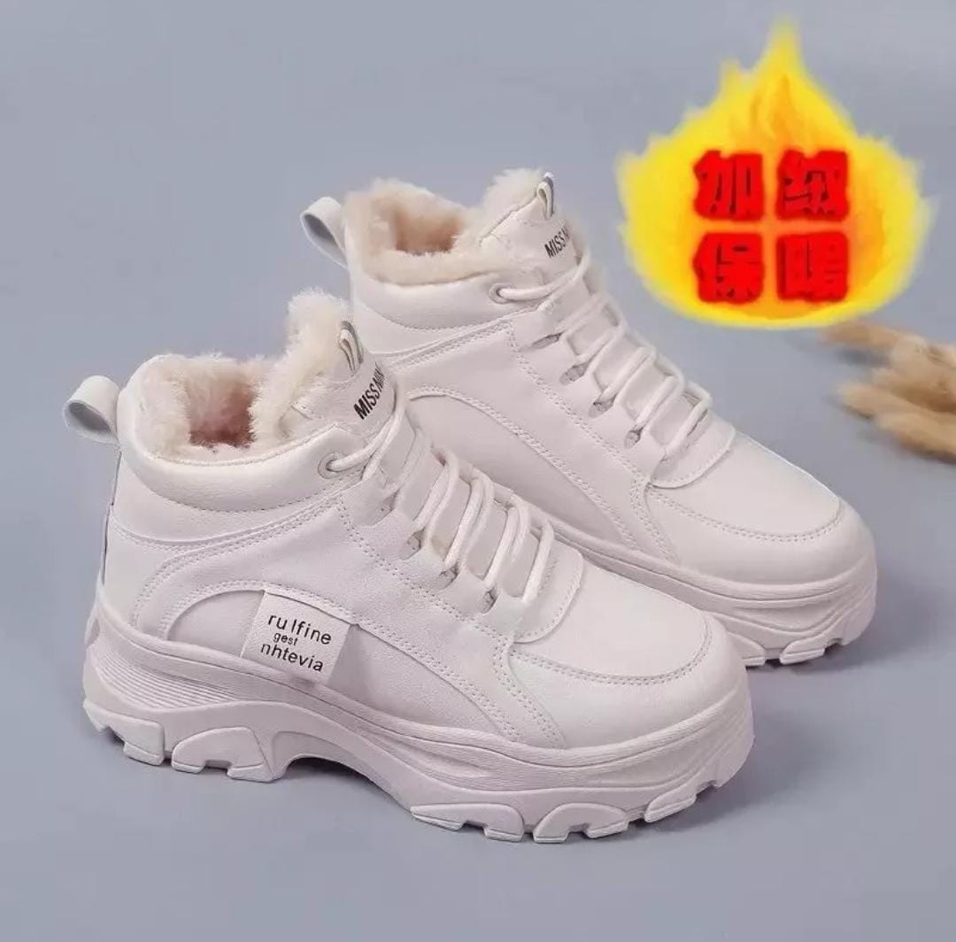 Sepatu Wedges Sneakers Booth tali Bulu Putih Cream Uk 37-40 Sepatu ...