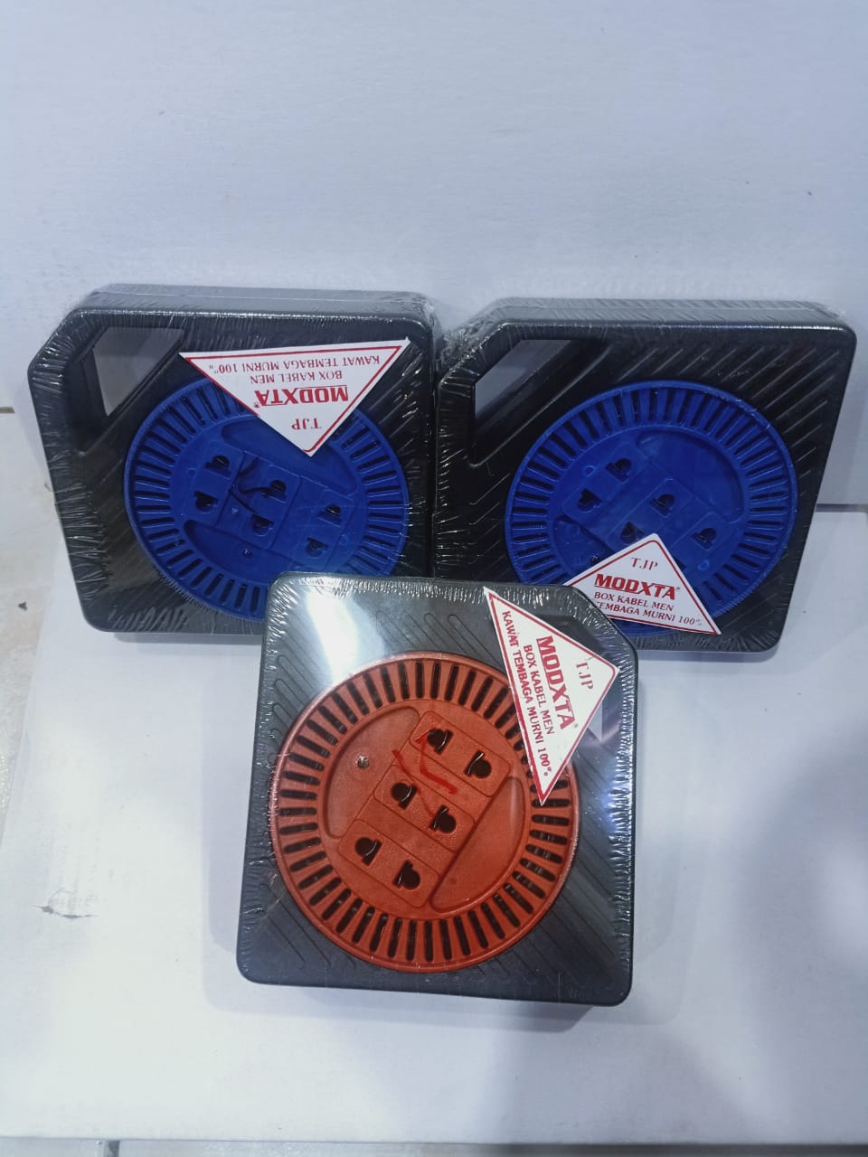 MODXTA KABEL ROL LISTRIK 2,5 METER Stop kontak Listrik3 LOBANG COLOKAN ...