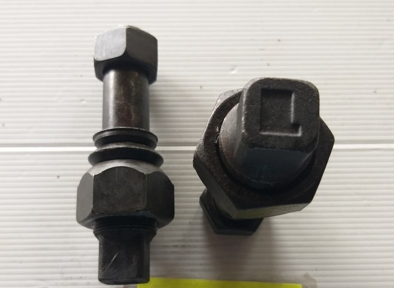 (1pc) Baut roda Isuzu NKR 71 roda belakang ban dobel kiri | Lazada ...