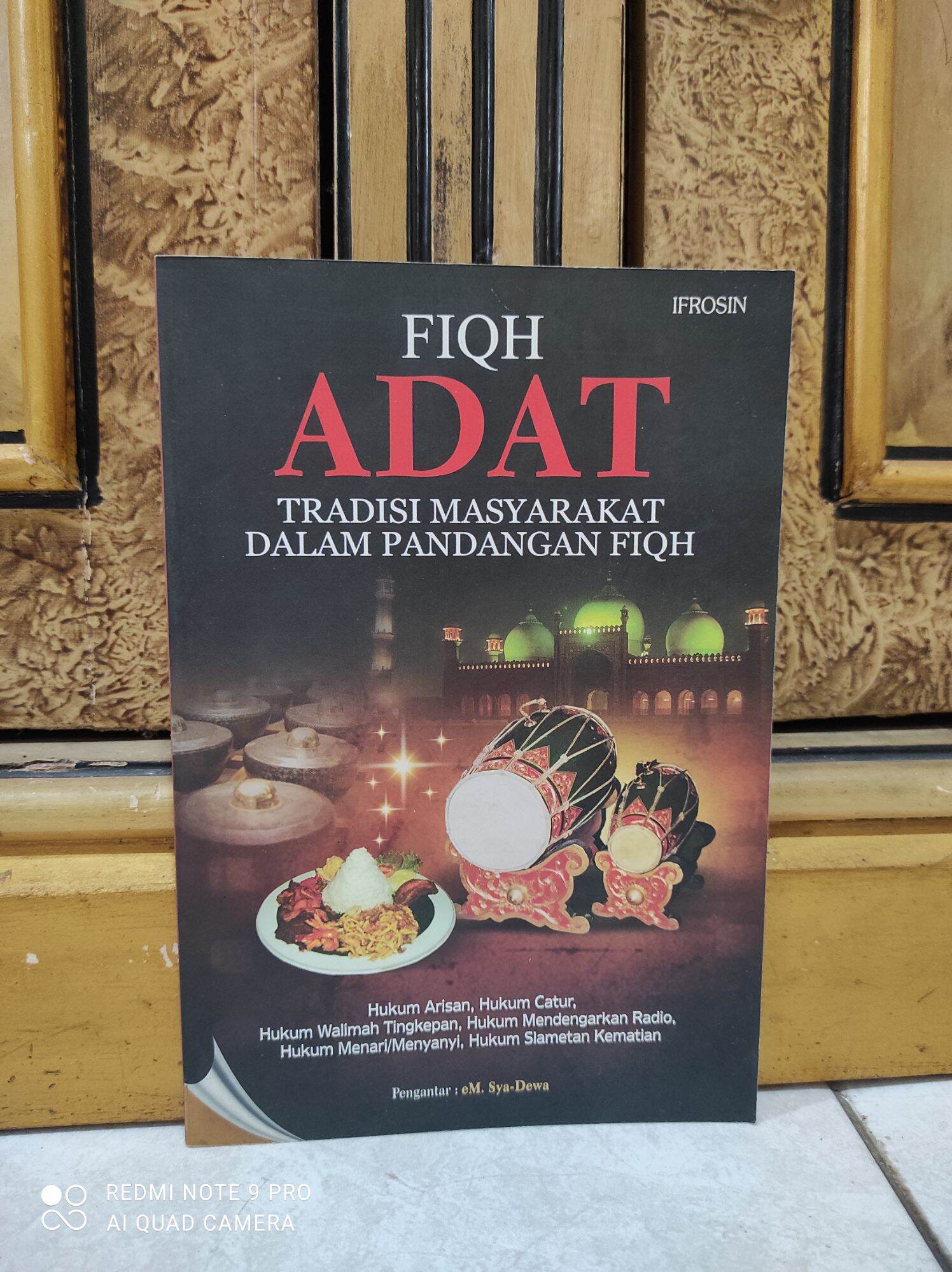 FIQH ADAT FIQIH ADAT tradisi masyarakat dalam pandangan fiqh | Lazada ...