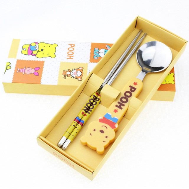 Set SENDOK SUMPIT BOX Karakter Winnie the Pooh Doraemon Hello Kitty ...
