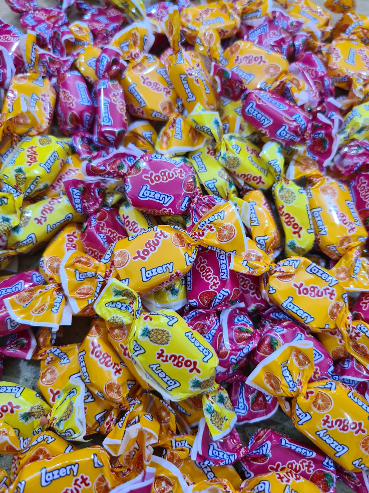 PERMEN SUGUS LAZERY YOGURT / PERMEN LAZERY YOGURT PERMEN SUGUS LUNAK ...