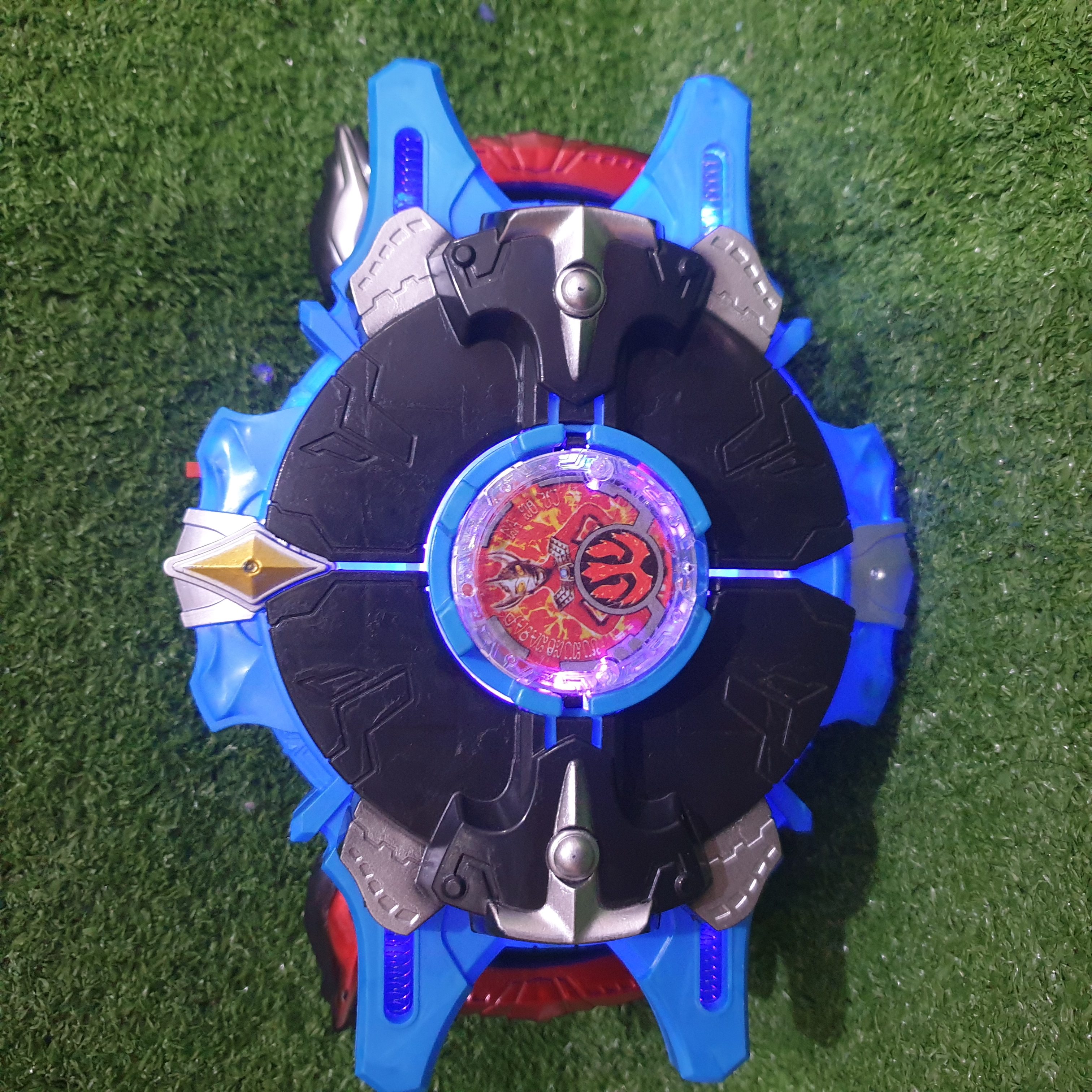 mainan senjata ultraman / Rob turning device alat ultraman dx berubah ...