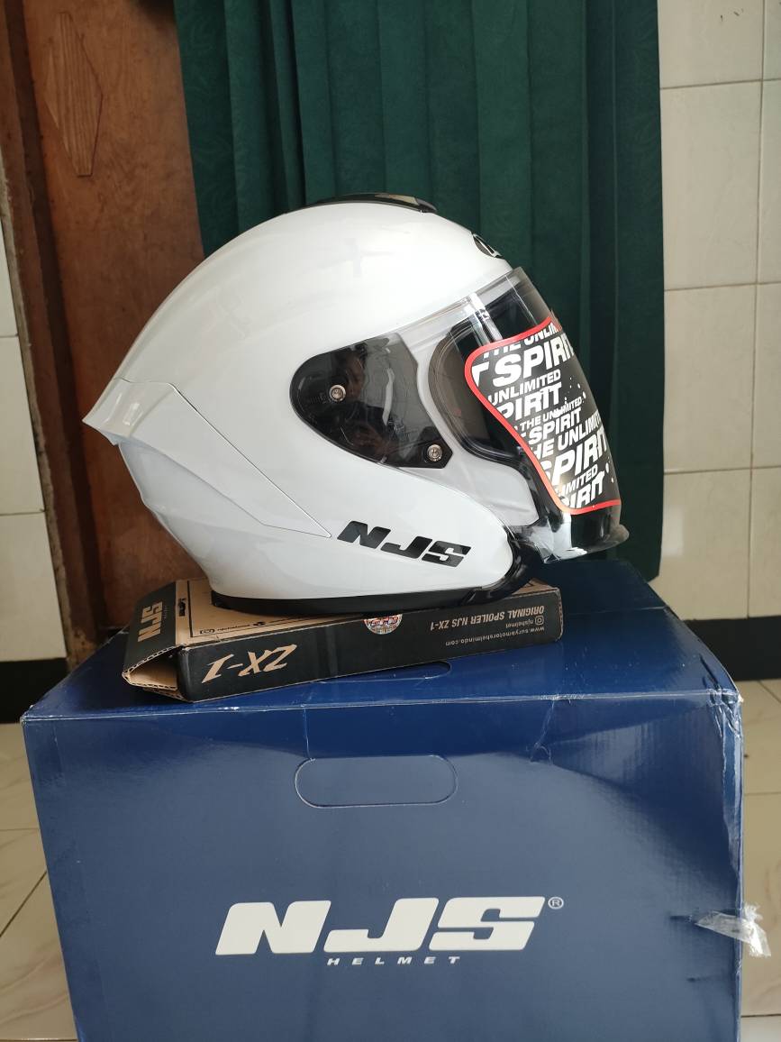 HELM BARU NJS KAIROZ PUTIH SOLID | Lazada Indonesia