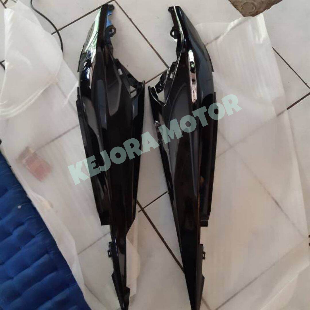 Body Samping Revo Fit Fi Hitam | Lazada Indonesia