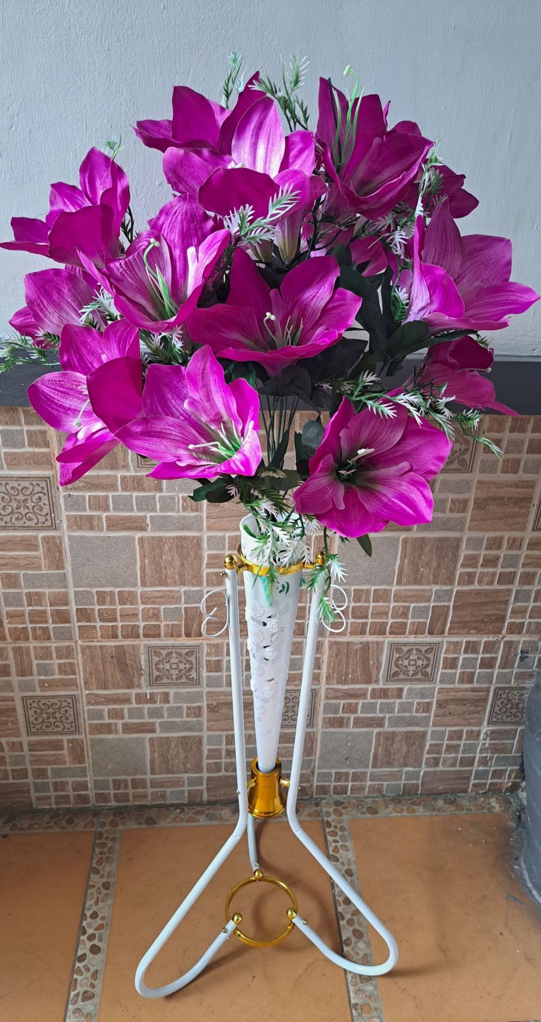 Bunga Pojok Bunga hiasan Ruang Tamu Bunga tinggi pojok amarilis kuntum ...