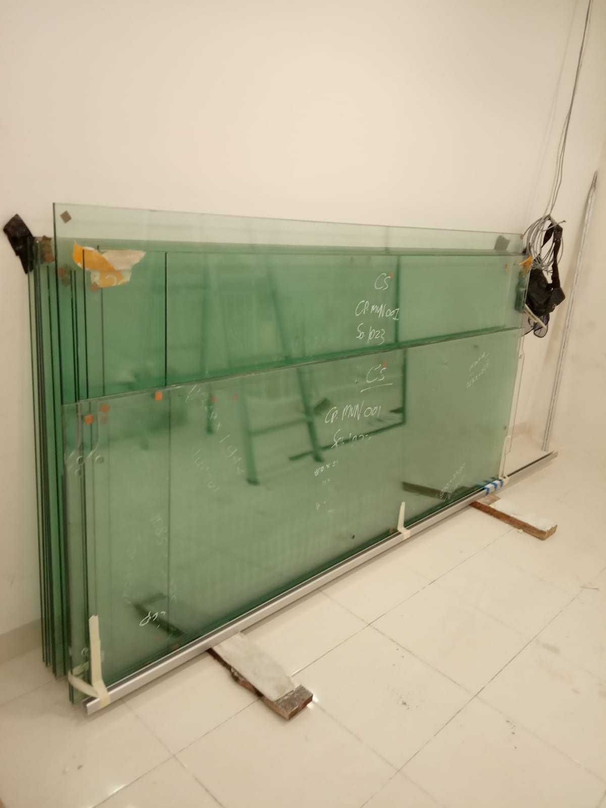 Kaca clear 6mm custom per meter persegi | Lazada Indonesia