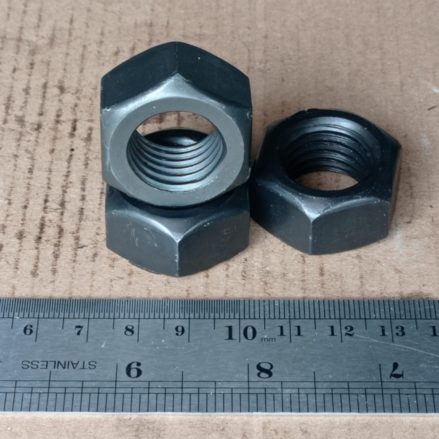 MUR BAJA M20 HTB GRADE 8.8 KUNCI 30 MUR HEX HEAVY NUT 20MM WARNA HITAM ...