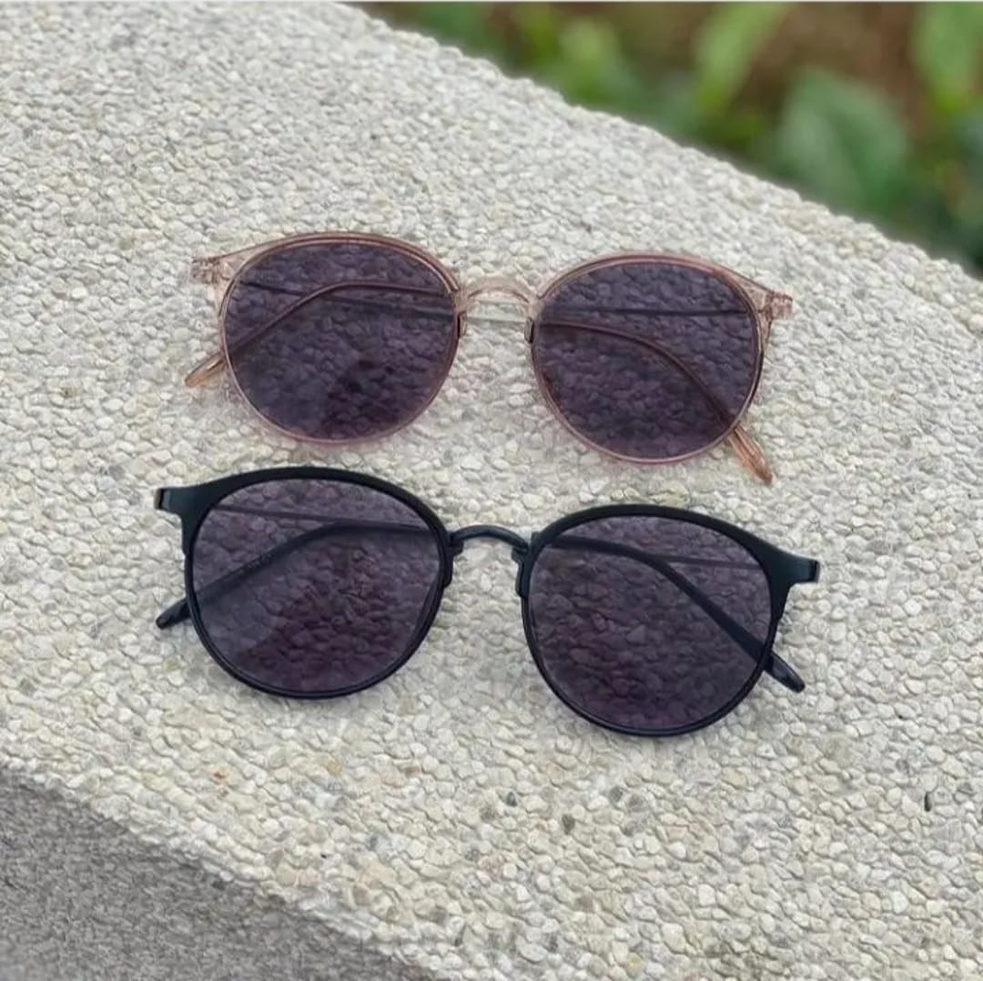 Kacamata Minus Wanita Terbaru 2022 Oval Plastik Tangkai Besi Fleksiibel ...