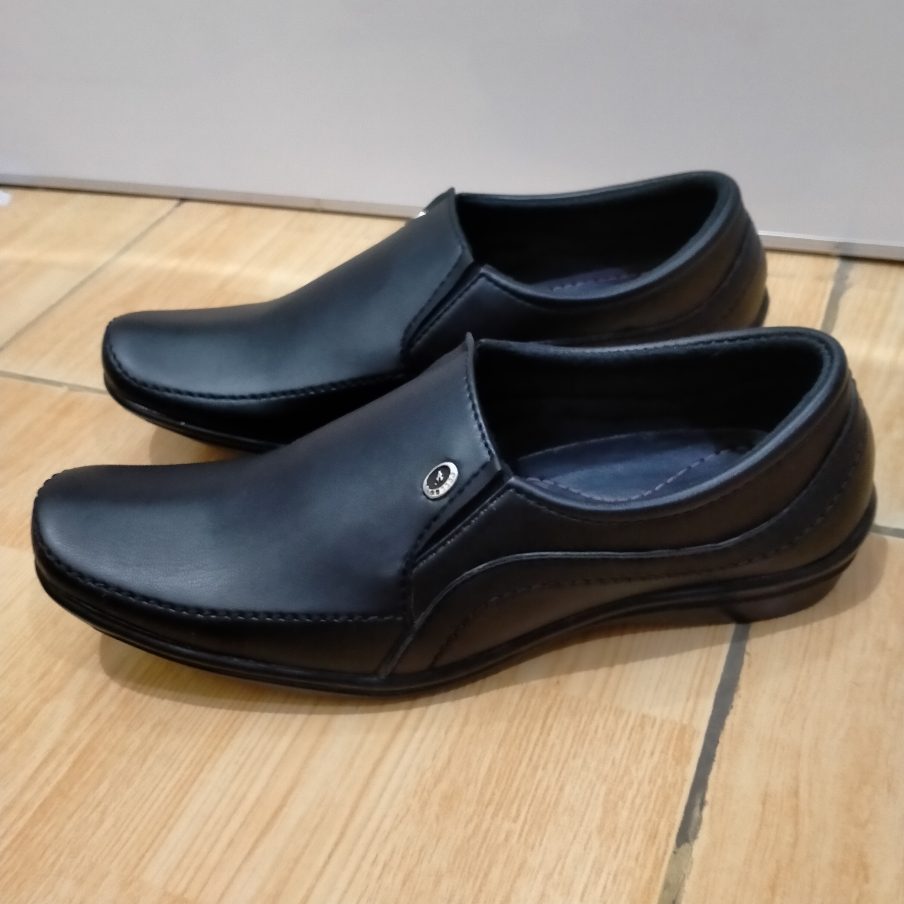 Sepatu Kerja Pria/ Sepatu Pantofel Pria Berkualitas/ Sepatu Formal Pria ...