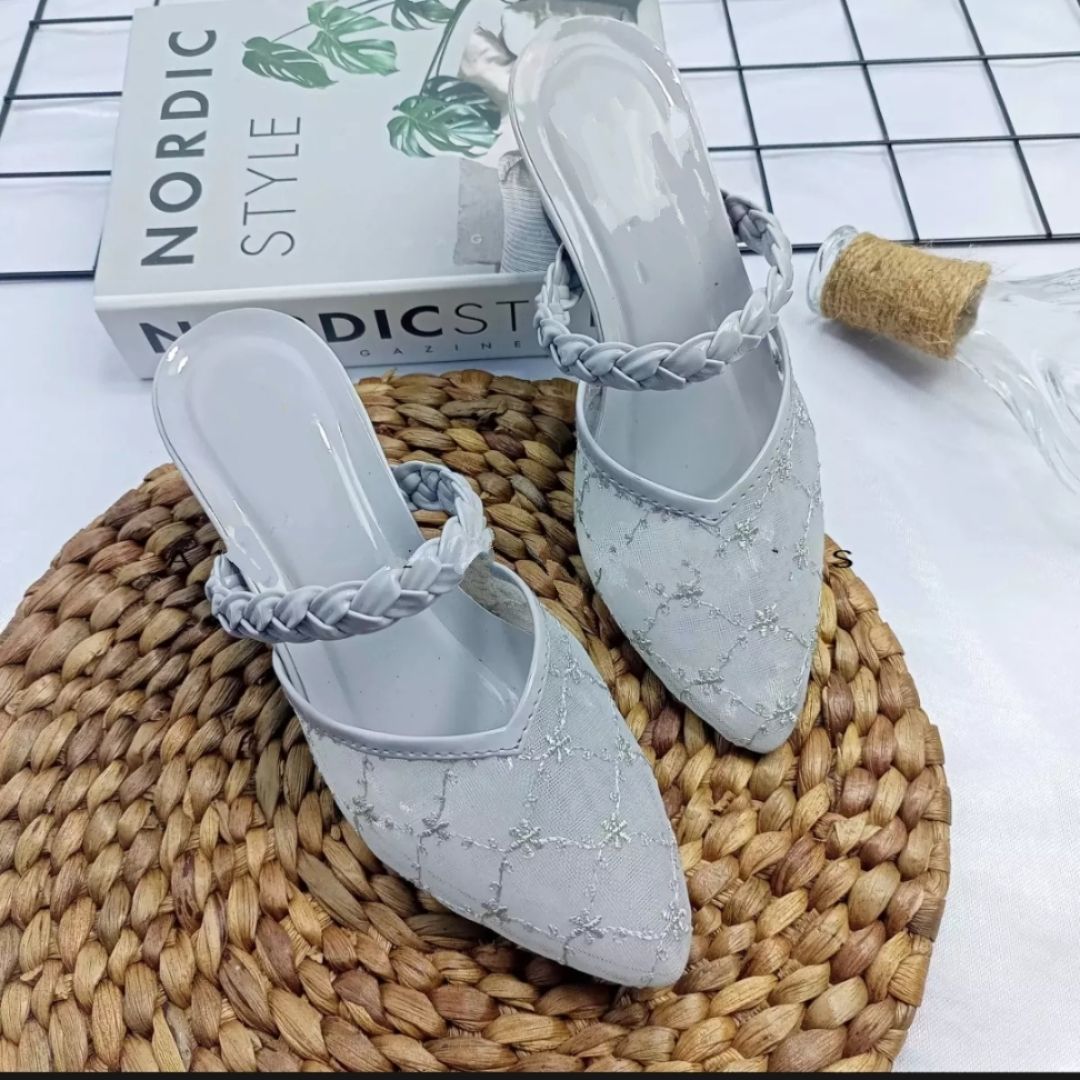 Sandal High Heels Wanita Terbaru 2022 Kondangan Kekinian Viral Sendal ...