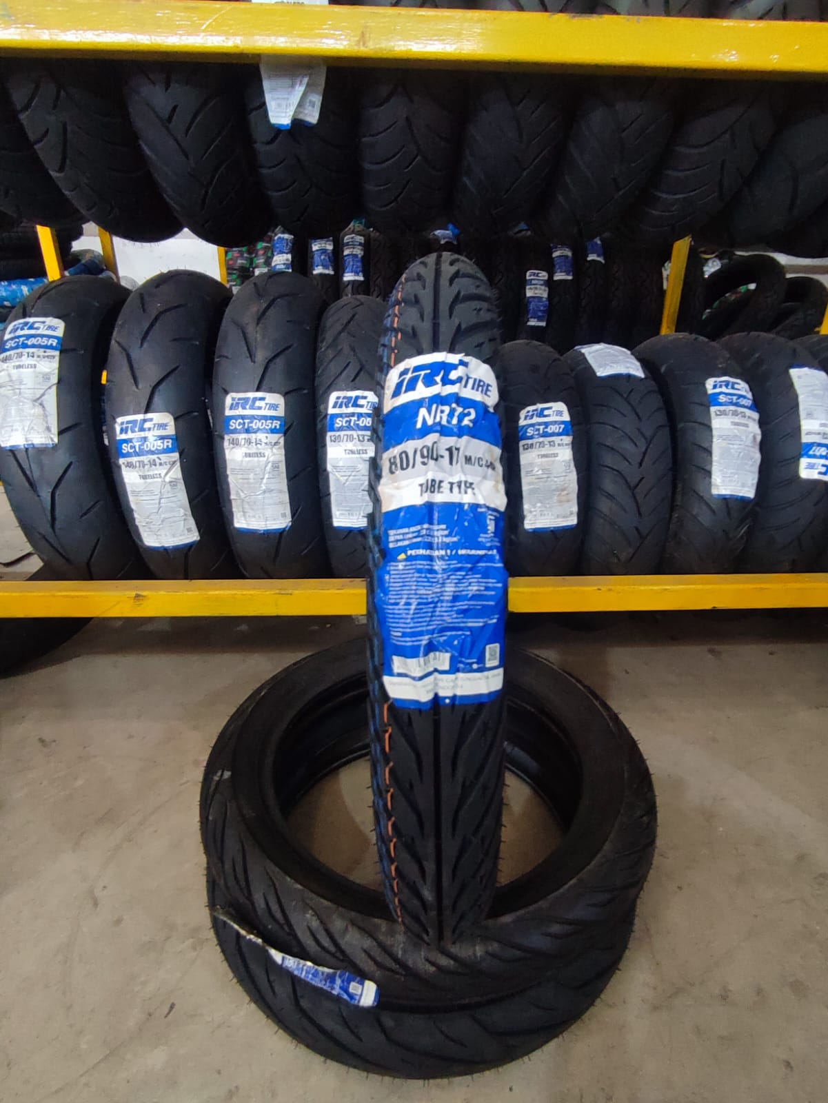 IRC Ban Motor Bebek R17 Uk 70/90-17 & 80/90-17 Tubetype Supra/Revo ...