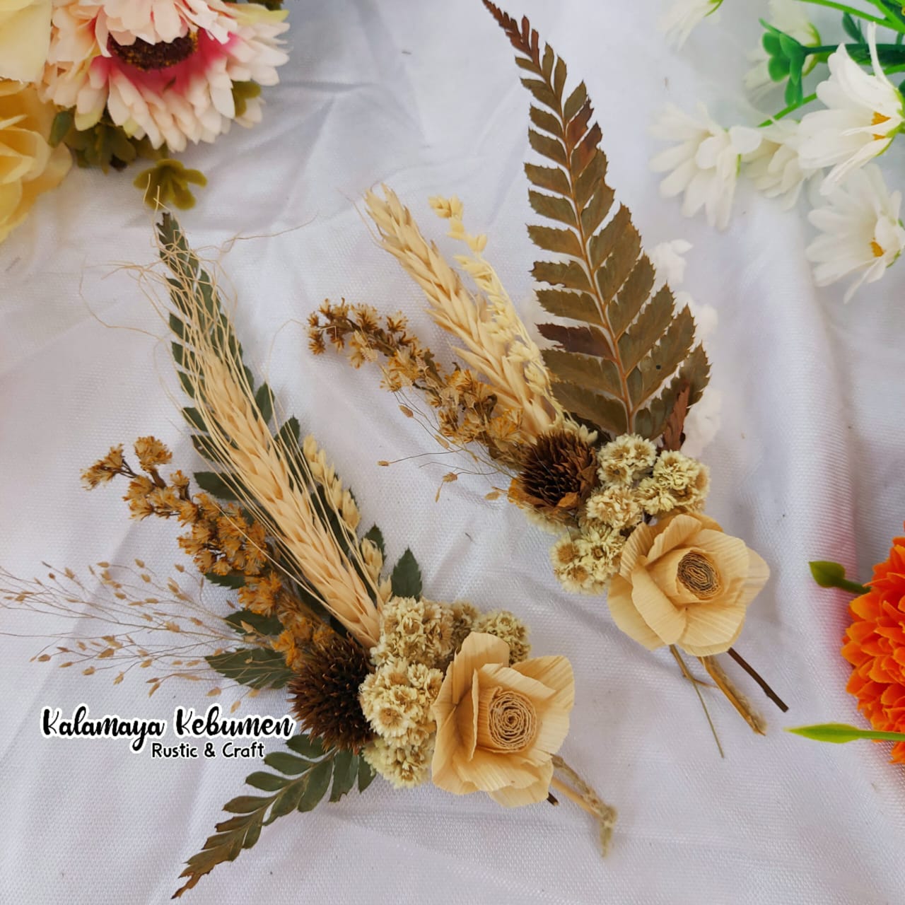Buket Midi Korsase Gandum Klobot Mawar Hiasan Vas Guci Buket Bunga ...