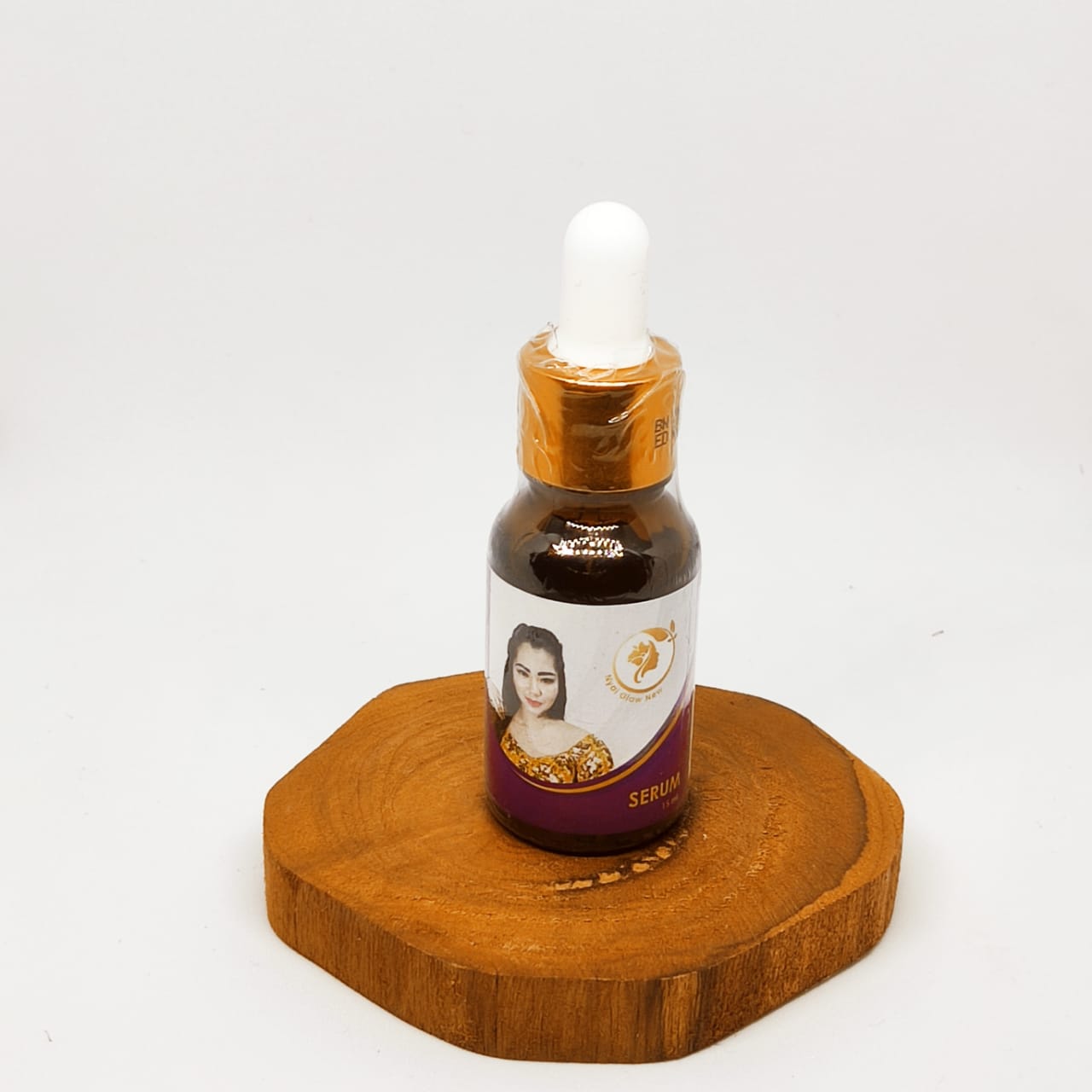 Serum Pelembap Wajah Nyai Glow SkinCare / Botol Ungu / Botol Kuning ...