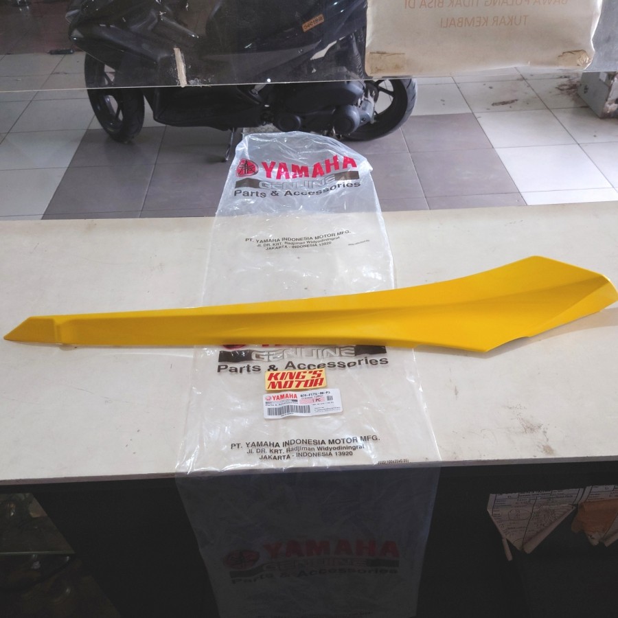 MOLE SIDE SIRIP XMAX X-MAX KUNING KIRI B74-F171L-P3 | Lazada Indonesia