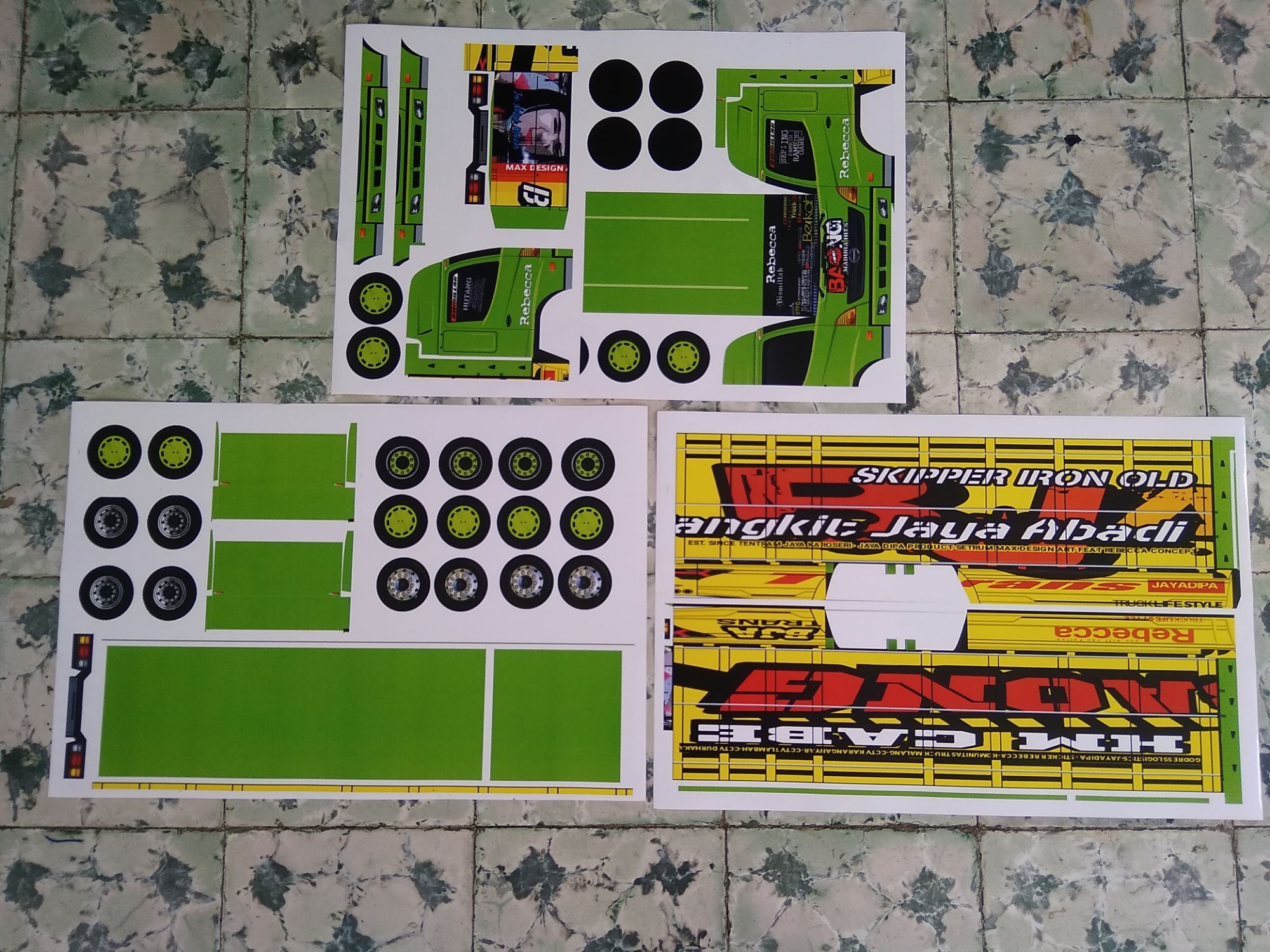 Lembaran PaperCraft Truk Hino Ranger 500 Modifikasi Skala 1:20 Jumbo ...