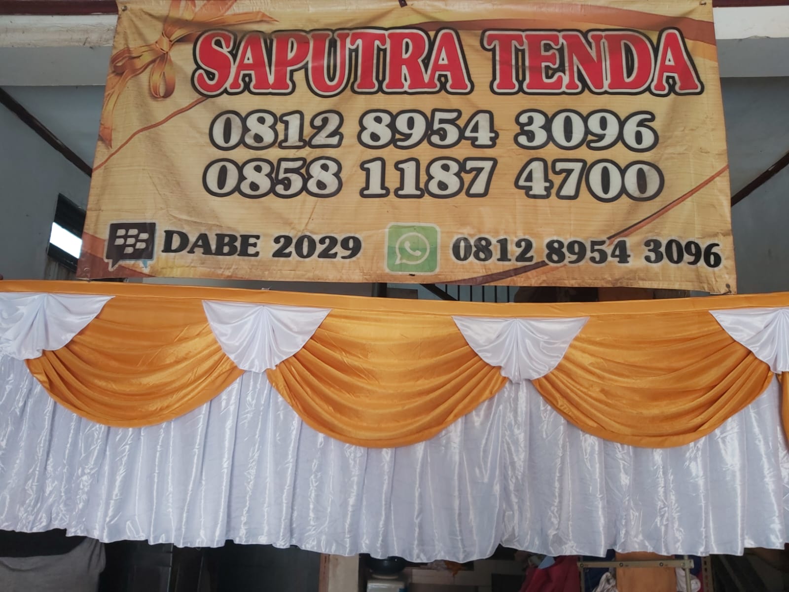 Skirting meja atau Penutup samping meja atau Penutup panggung atau ...