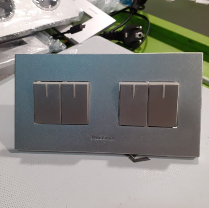 Panasonic STYLE E Silver 4 Gang ( 2 x Saklar Seri ) | Lazada Indonesia
