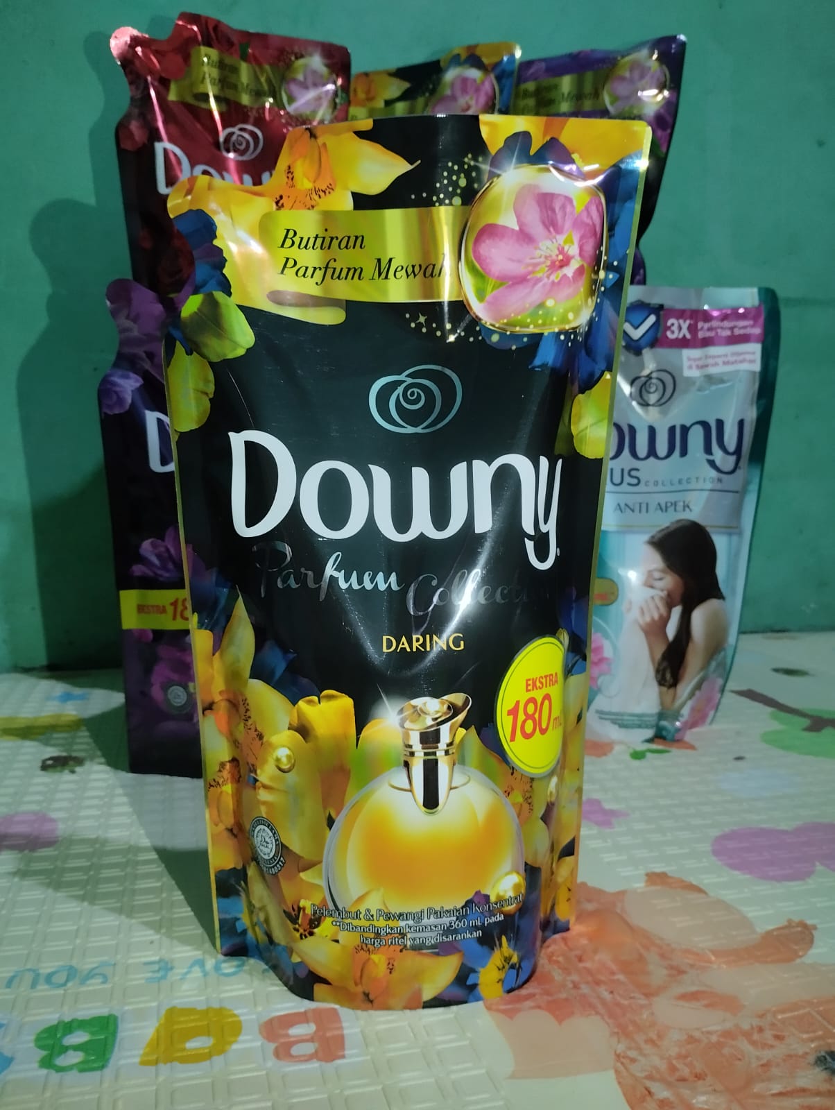 Downy Jumbo 1.35L Pelembut dan Pewangi Pakaian Konsentrat Anti Apek Kemasan Besar 1.35L | Lazada ...