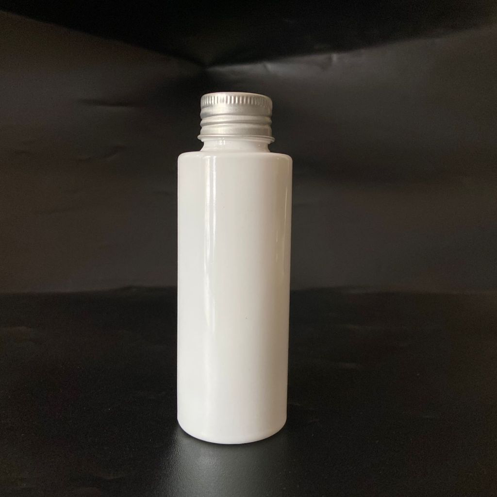 Botol RF 100ml Putih Tutup Ulir Aluminium / Botol Ulir Aluminium RF ... Botol RF 100ml Putih Tutup Ulir Aluminium / Botol Ulir Aluminium RF ...