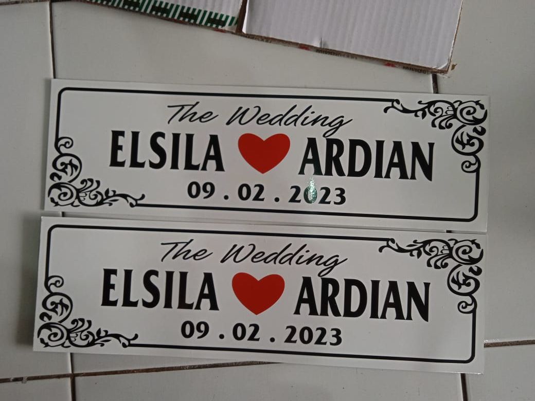 Plat Mobil Wedding