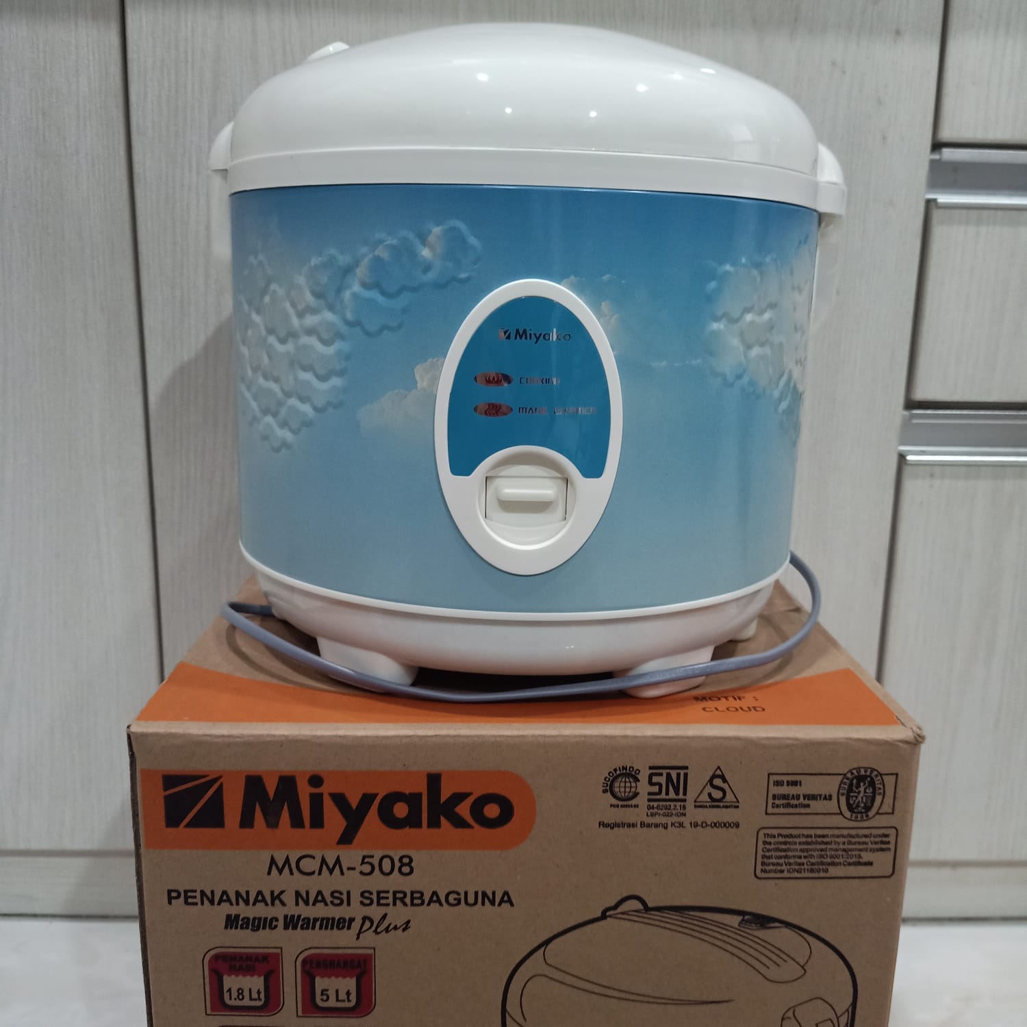 Miyako MCM-508 Magic Warm Plus 1.8 L / RICE COOKER MIYAKO / PENANAK NASI | Lazada Indonesia