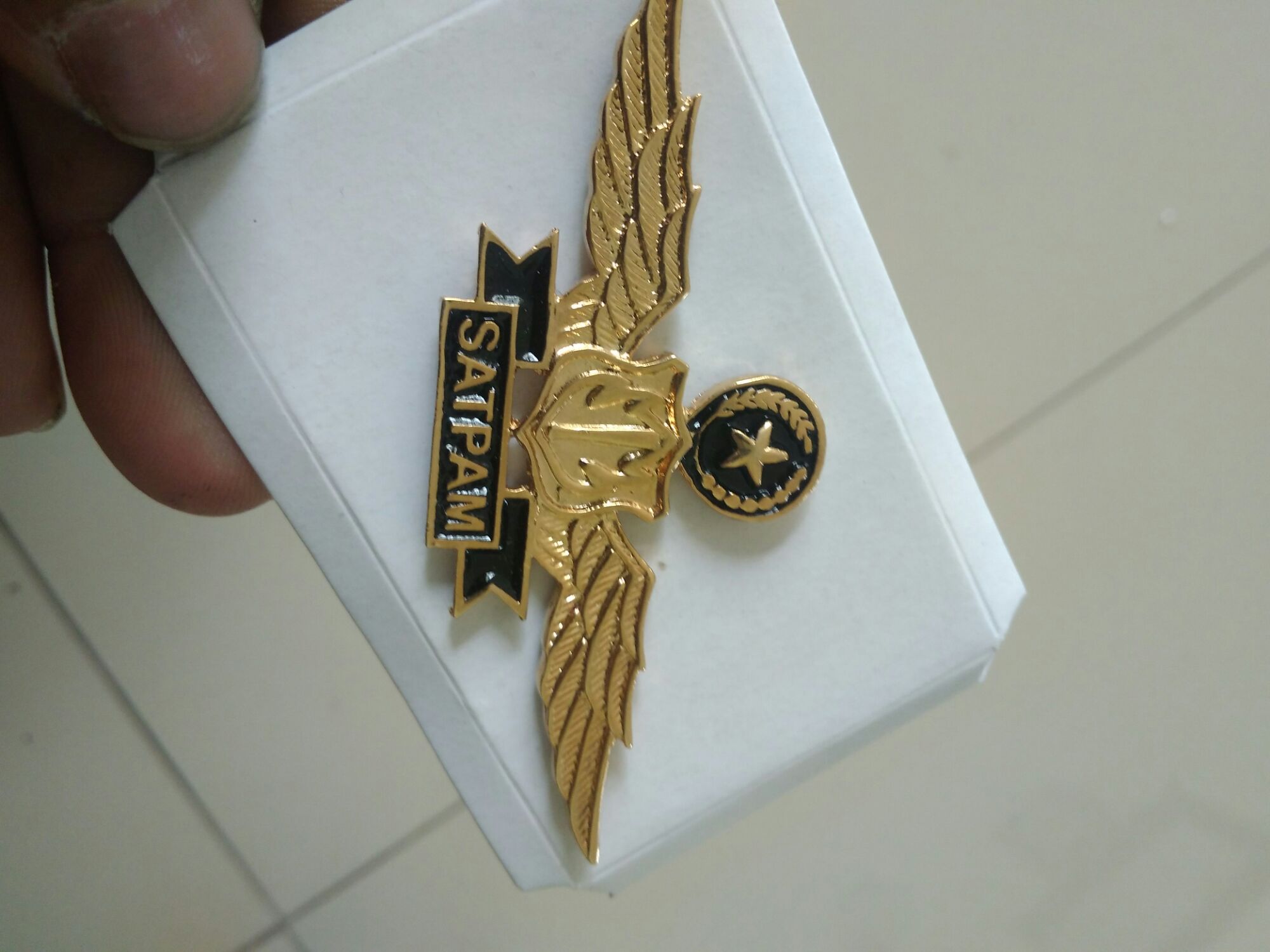 pin satpam/wing sayap cor satpam/pin satpam | Lazada Indonesia
