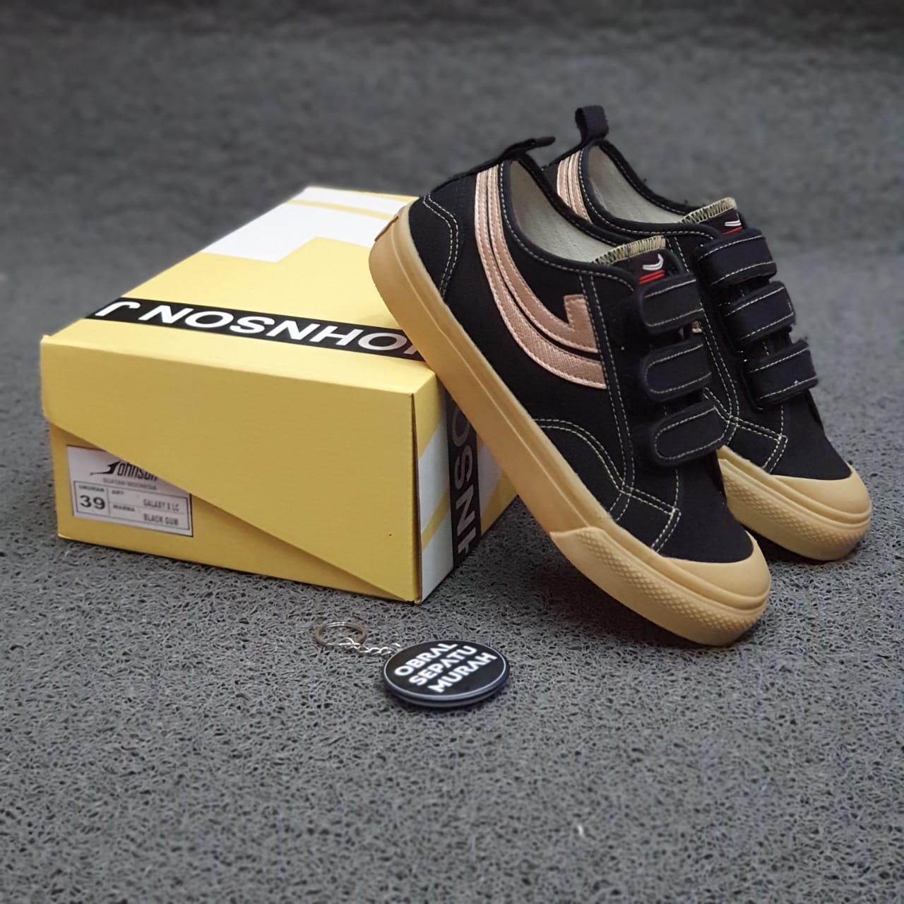 SEPATU JOHNSON GALAXY X BLACK GUM VELCRO PEREKAT | Lazada Indonesia